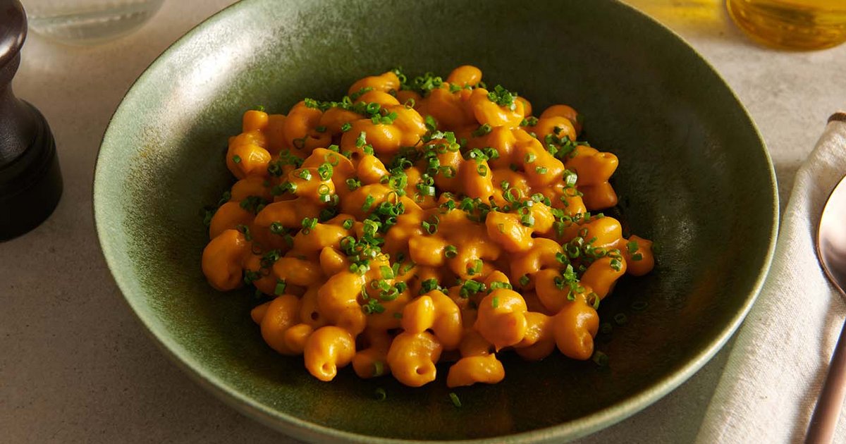 Vegansk macaroni and cheese med gomiti-pasta | Opskrifts | Kikkoman